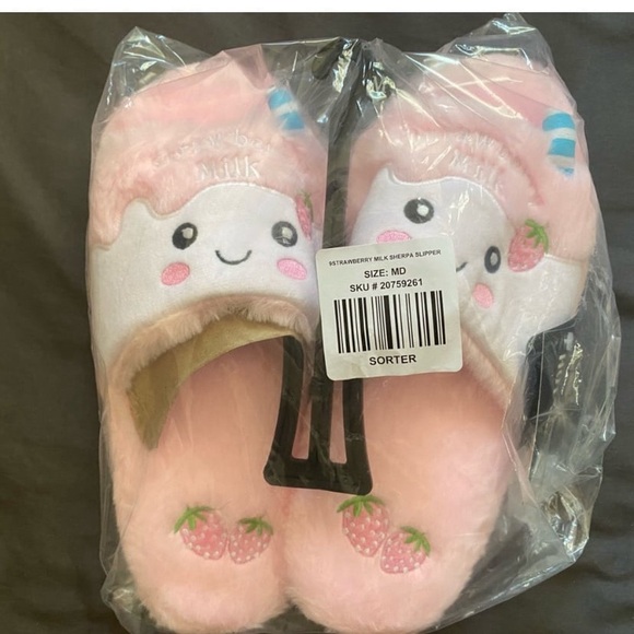 Hot Topic | Shoes | 22 Strawberry Milk Fuzzy Plush Slippers | Poshmark